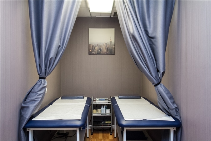 About Us - Phoenix Physical Therapy Rehab